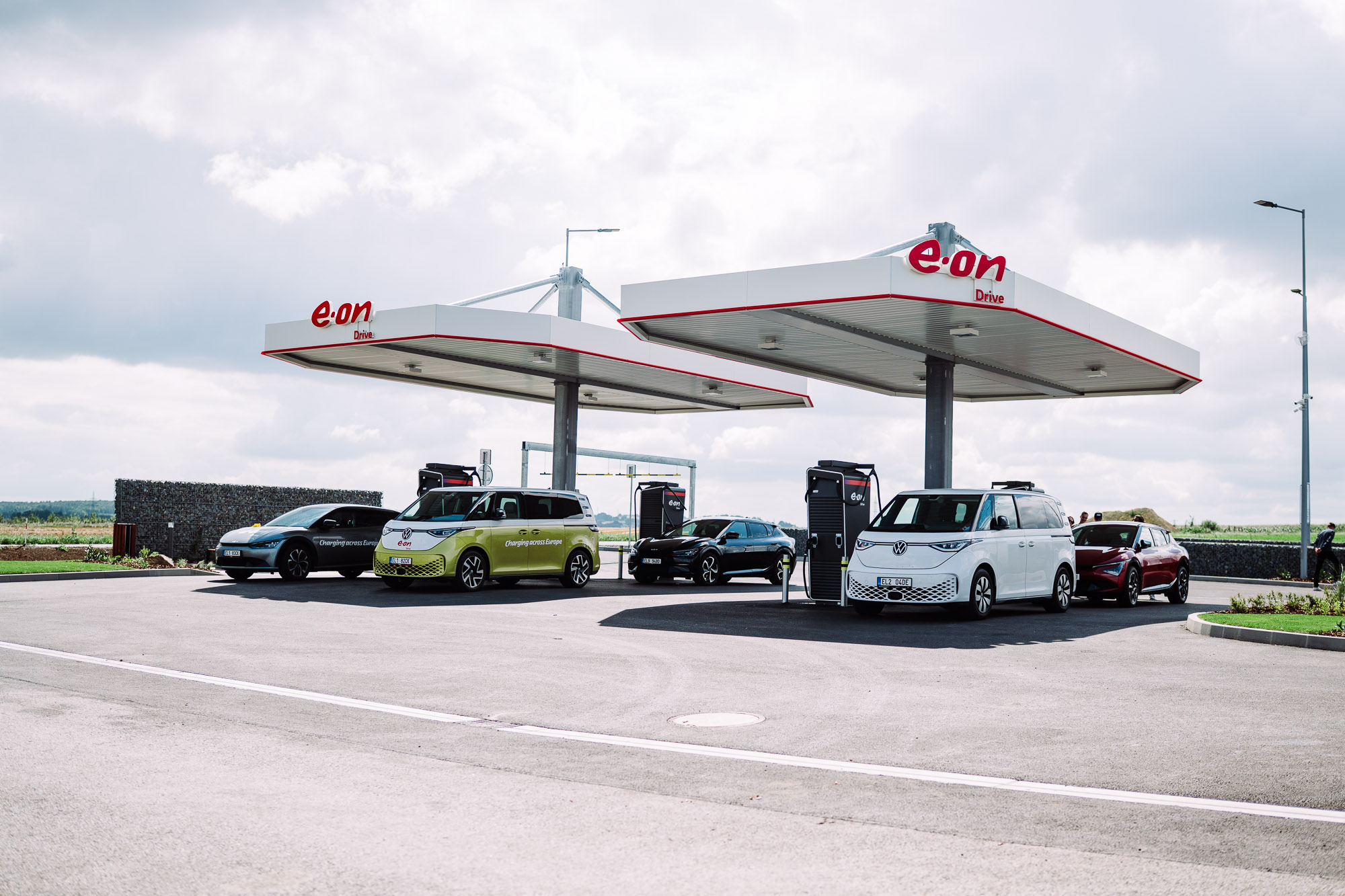 E.ON spouští v Mořicích první veřejné dobíjení pro elektrické kamiony v ...